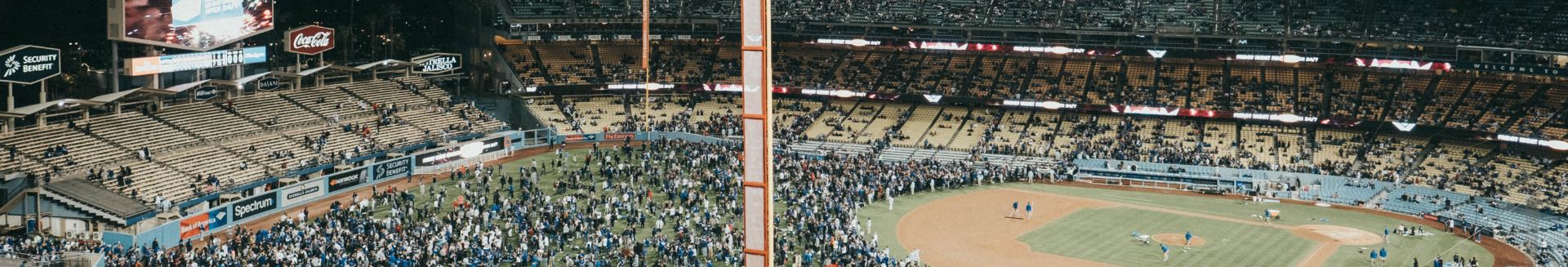 I Am Jackie Robinson – Ordinary People Change The World